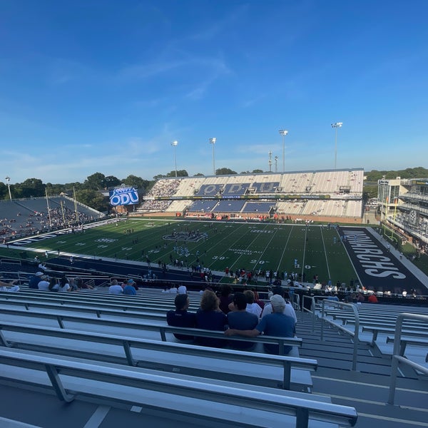 Photos at Kornblau Field at S.B. Ballard Stadium - Larchmont-Edgewater ...