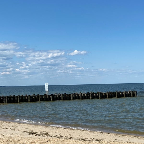 Breezy Point Beach - 3 tips