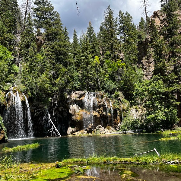 Hanging Lake - Hiking Trail in Glenwood Springs