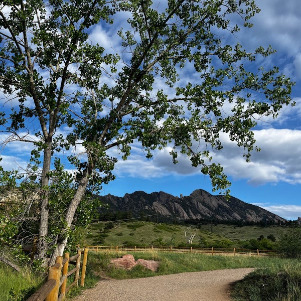 South Mesa Trailhead - Hiking Trail in Boulder