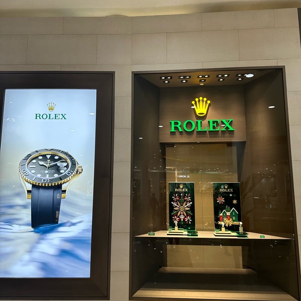 Rolex Boutique - The Time Place Plaza Indonesia - Menteng - 1 tips