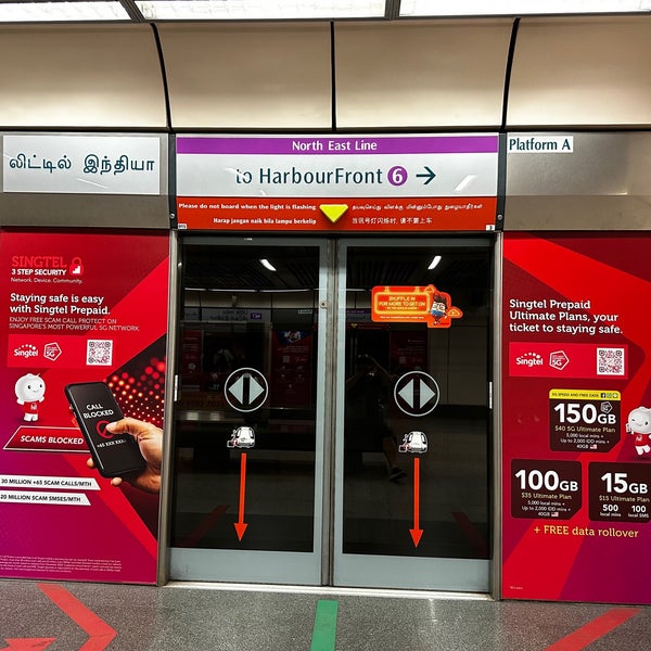 Little India MRT Interchange (NE7/DT12) - Metro Station in Little India