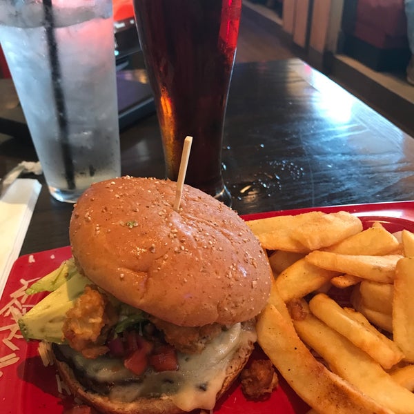 Red Robin Gourmet Burgers and Brews - Burger Joint in Sanford