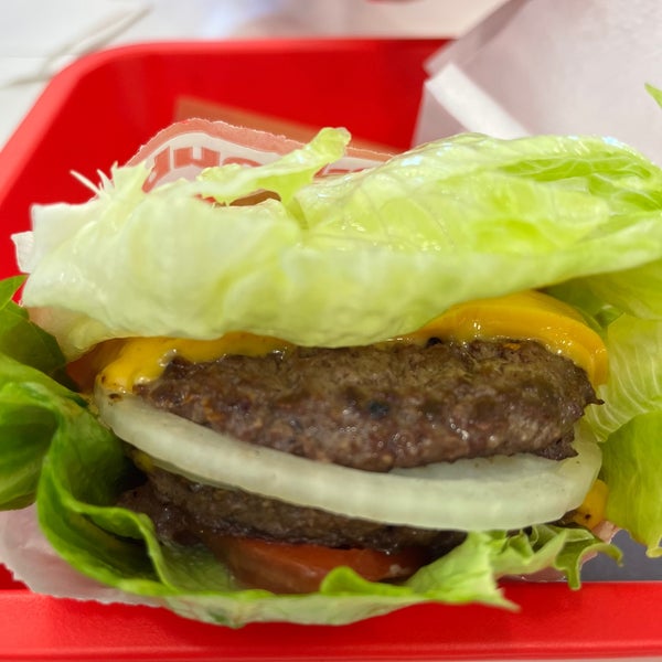 In-N-Out Burger - Mira Mesa - 9410 Mira Mesa Blvd