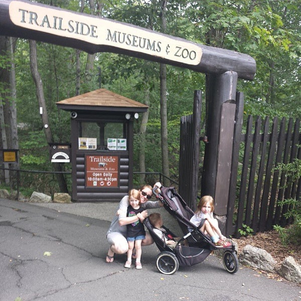 Photos at Bear Mountain Zoo and Trailsides Museum - 18 tips from 1038 ...