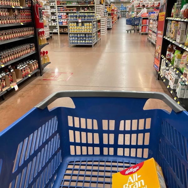 Walmart - 3 tips from 503 visitors