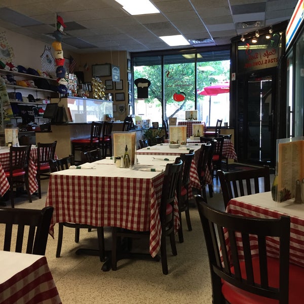 Gios Cafe & Deli - Italian Restaurant in Chicago