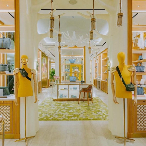 Plaza Indonesia - Shopping Mall in Menteng