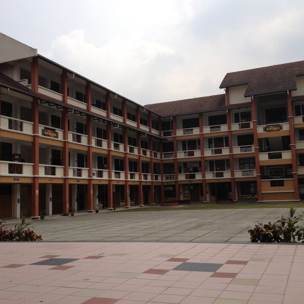 SMK USJ 13 - Education in Subang Jaya