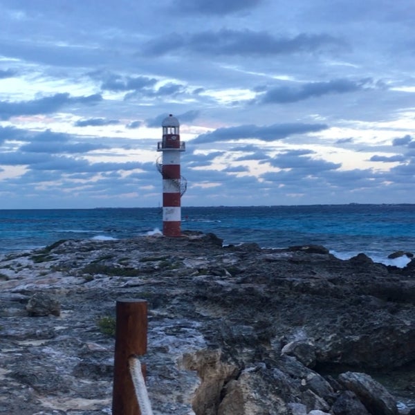 Faro - Cancún, Quintana Roo