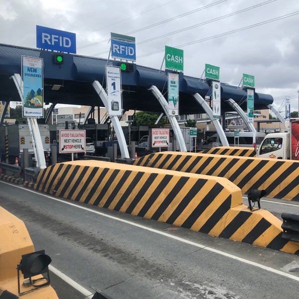 Photos at NLEX Balintawak Toll Barrier - Toll Plaza