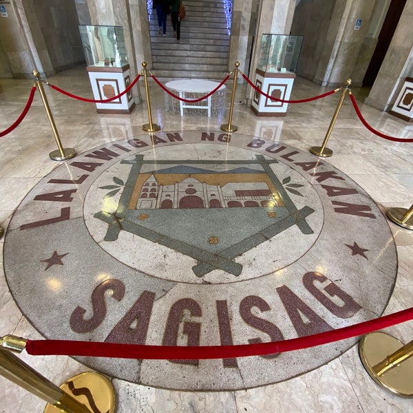 Bulacan Provincial Capitol - 3 tips