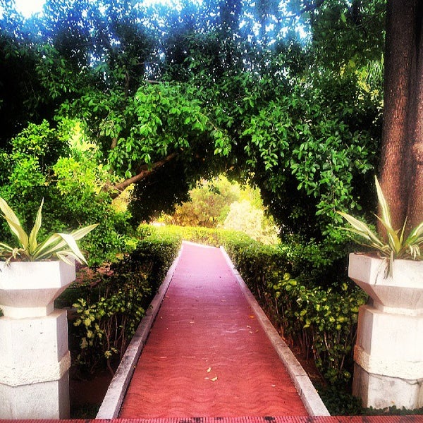 Periyar Central Library - College Library in Vellore