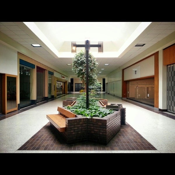 Warren Mall - Warren, PA