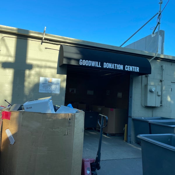 Goodwill - Thrift / Vintage Store in Brea