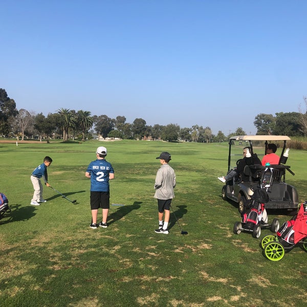 Meadowlark Golf Course - Golf Course in Huntington Beach