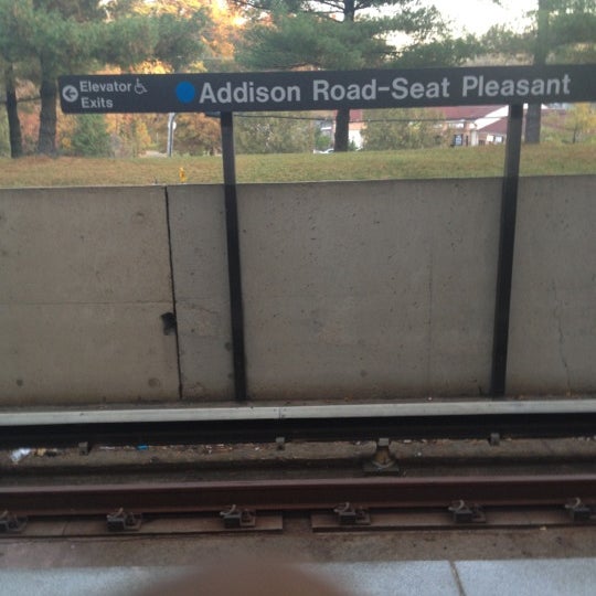 Photos at Addison Road-Seat Pleasant Metro Station - Metro Station in ...