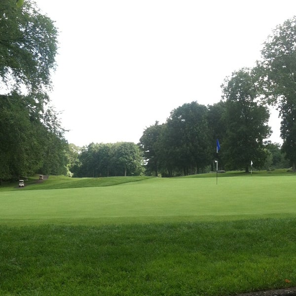 New England Country Club - Golf Course in Bellingham