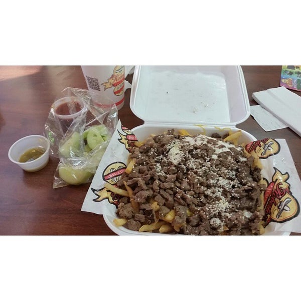 Roberto's Taco Shop - 10439 Bermuda Ave