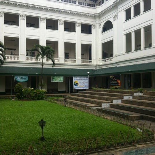 St. La Salle Hall - College Academic Building in Manila