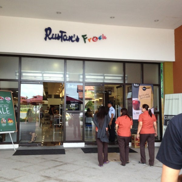 Rustan's Supermarket Fresh - Supermarket in Almanza Dos