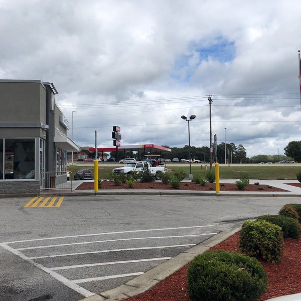 Photos at McDonald's - 2961 N Williston Rd