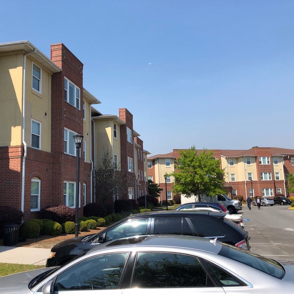 SCAD Student Center - Student Center in Historic District-North