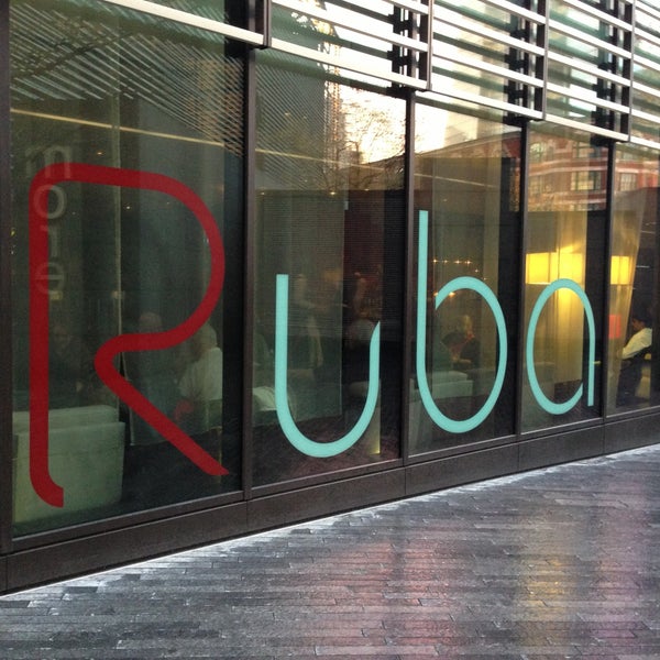 Hilton London Tower Bridge - Riverside - 41 tips from 2859 visitors