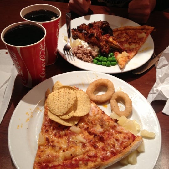 Golden Rax Pizzabuffet - 2 tips from 473 visitors