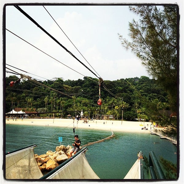 MegaZip Adventure Park Bottom Bus - Arts and Entertainment in Sentosa ...