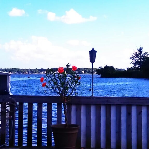 Brewer's Landing Bar & Grill - 13 tips from 357 visitors