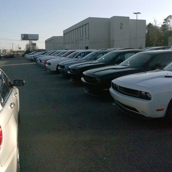 Brewbaker Dodge Chrysler Jeep Ram FIAT - 3 tips from 46 visitors