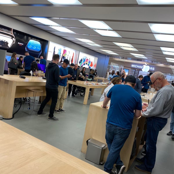 Apple Chinook Centre - Southwest Calgary - Calgary, AB