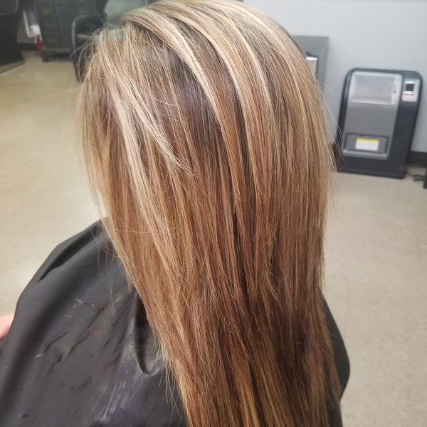 Little Red's Cut & Dye Salon LLC - 16 tips from 11 visitors