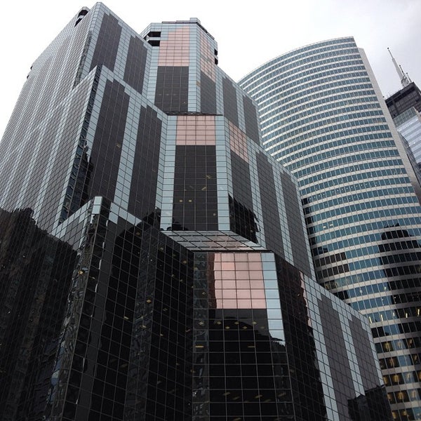 One South Wacker Dr - Building in Chicago
