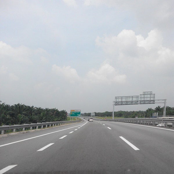 Plaza Tol Teluk Panglima Garang - South Klang Valley Expressway (SKVE)