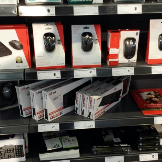 Dixons Xtra (Now Closed) - Kuip - Amsterdam, Noord-Holland