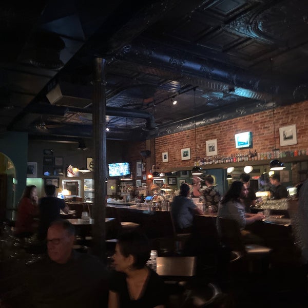 Club 185 - American Restaurant