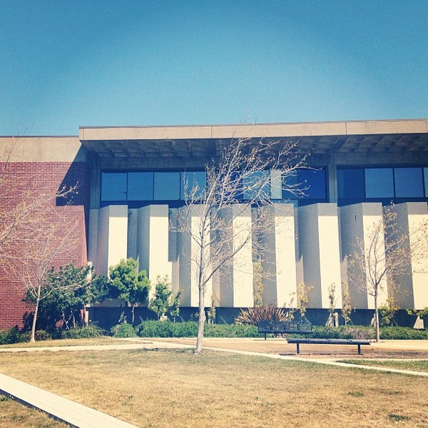 John F. Kennedy Library - West Vallejo - 4 tips from 207 visitors