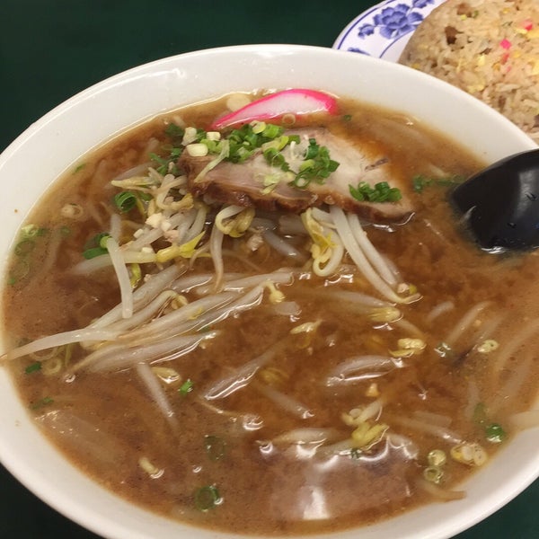 Ezogiku Noodle Cafe - Noodle Restaurant