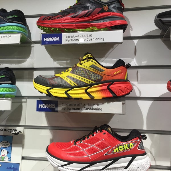Running Lab - Sporting Goods Shop in Novena
