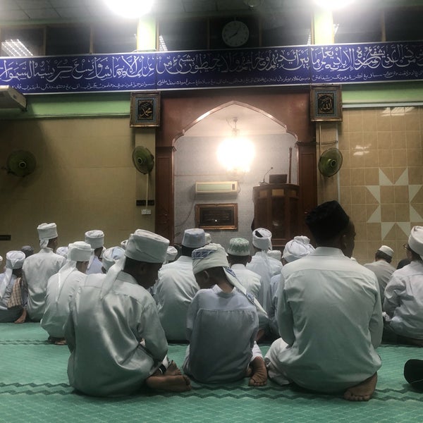 Masjid Ar Ridhuan Nyioq Sebatang