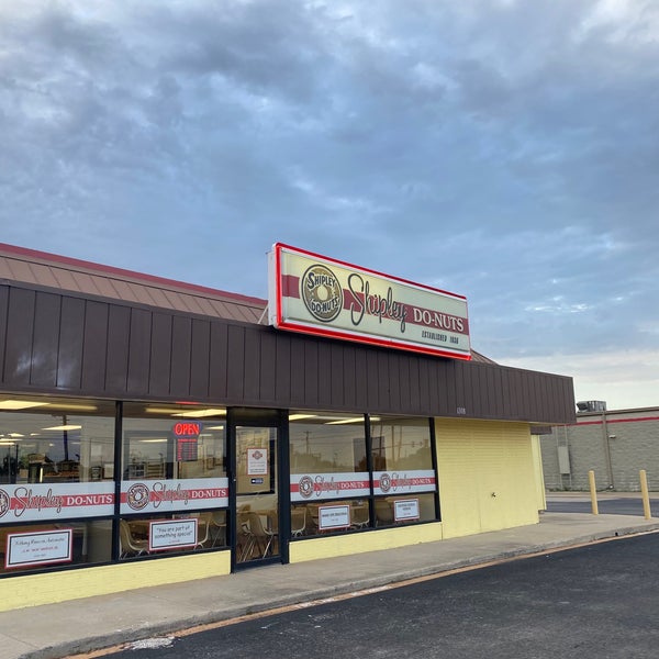 Shipley Do-Nuts - Donut Shop