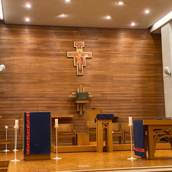 Photos at フランシスカン・チャペル・センター - Church in 六本木