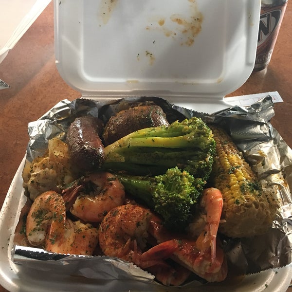 The Loft Seafood House - 7 visitors