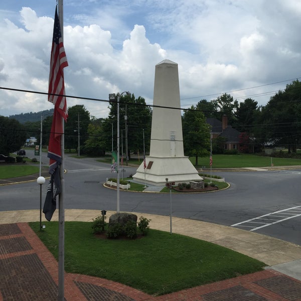 Photos at Carter County Courthouse - Elizabethton, TN