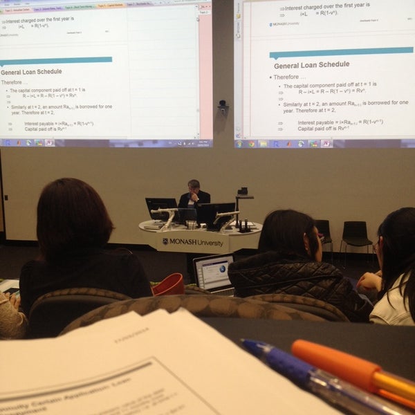 South 1 Lecture Theatre - College Academic Building