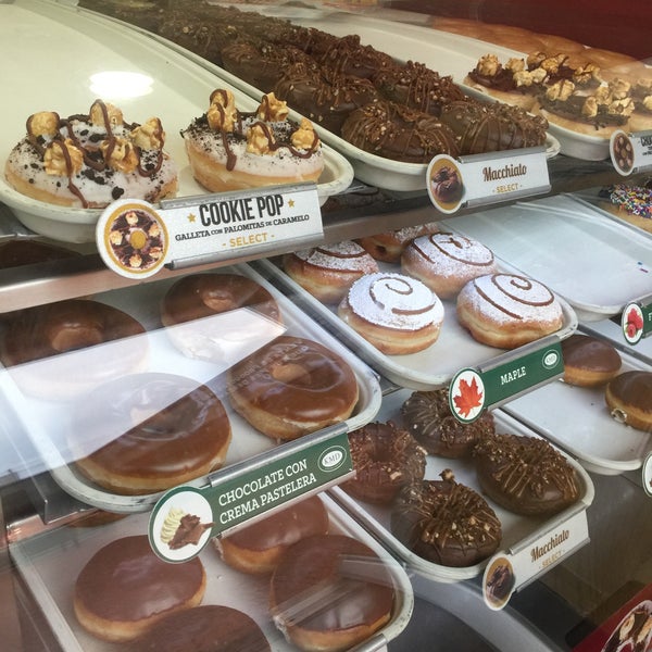 Krispy Kreme Home Price - Blvd. Manuel Ávila Camacho No. 3228