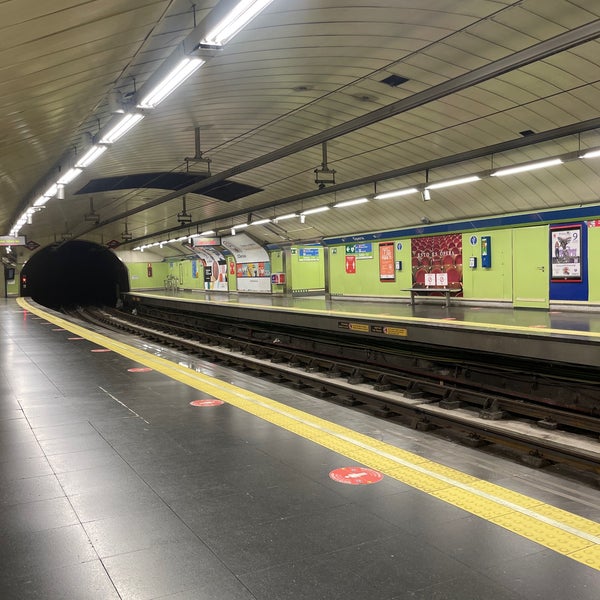 Metro Ópera - Metro Station in Madrid