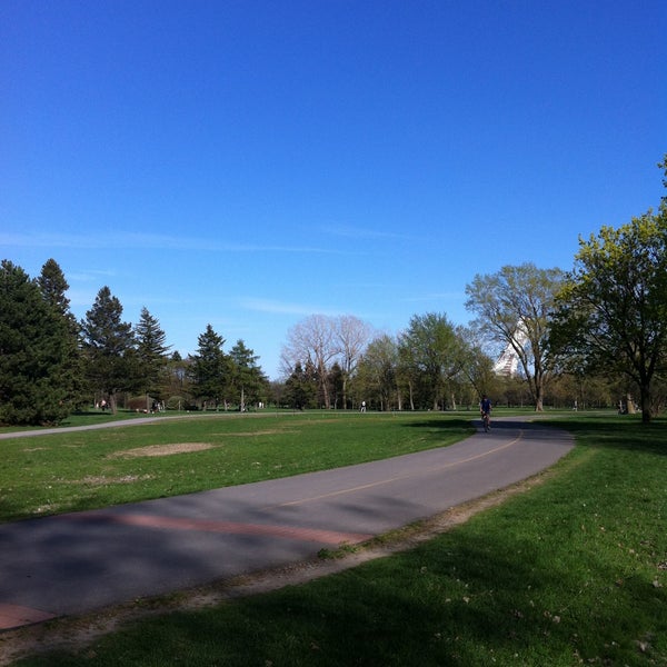 Parc Maisonneuve - Park in Rosemont-La Petite-Patrie